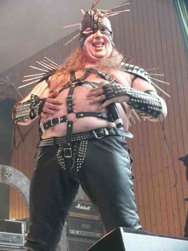 Morre GORD KIRCHIN, vocalista e fundador do PILEDRIVER - Roadie Crew Morre GORD KIRCHIN, vocalista e fundador do PILEDRIVER - Roadie Crew